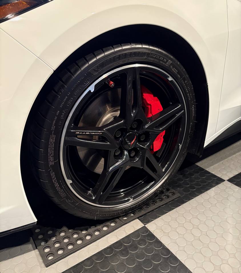 DynamicCaps - Floating Center Caps for Corvette C7, C8 & More